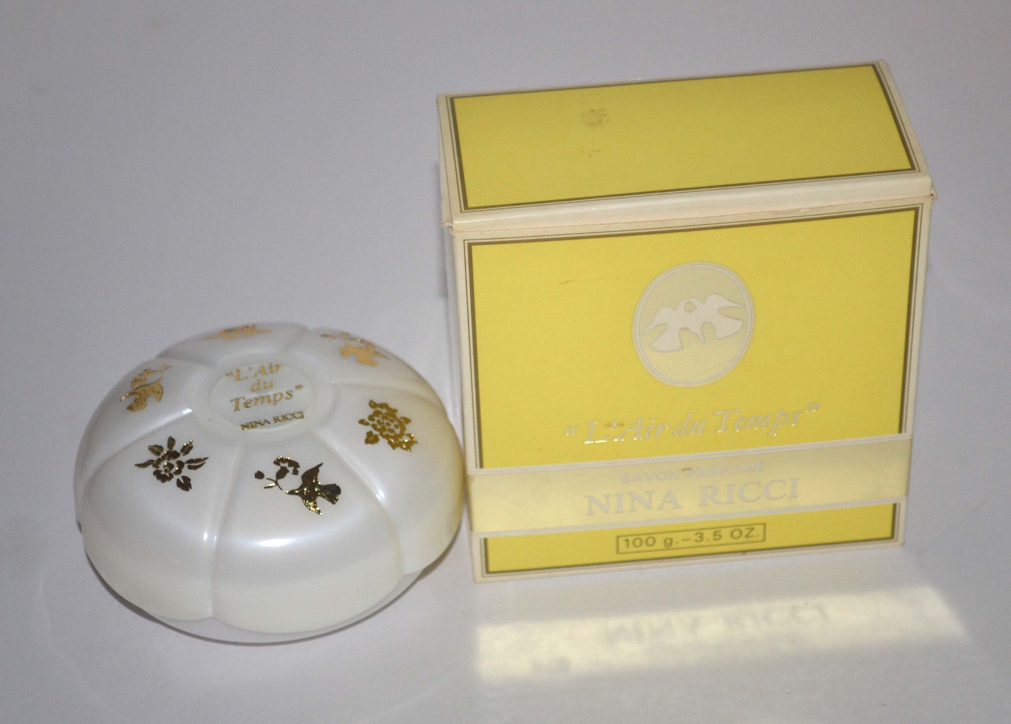 Nina Ricci L'air du Temps Parfum Soap – Quirky Finds