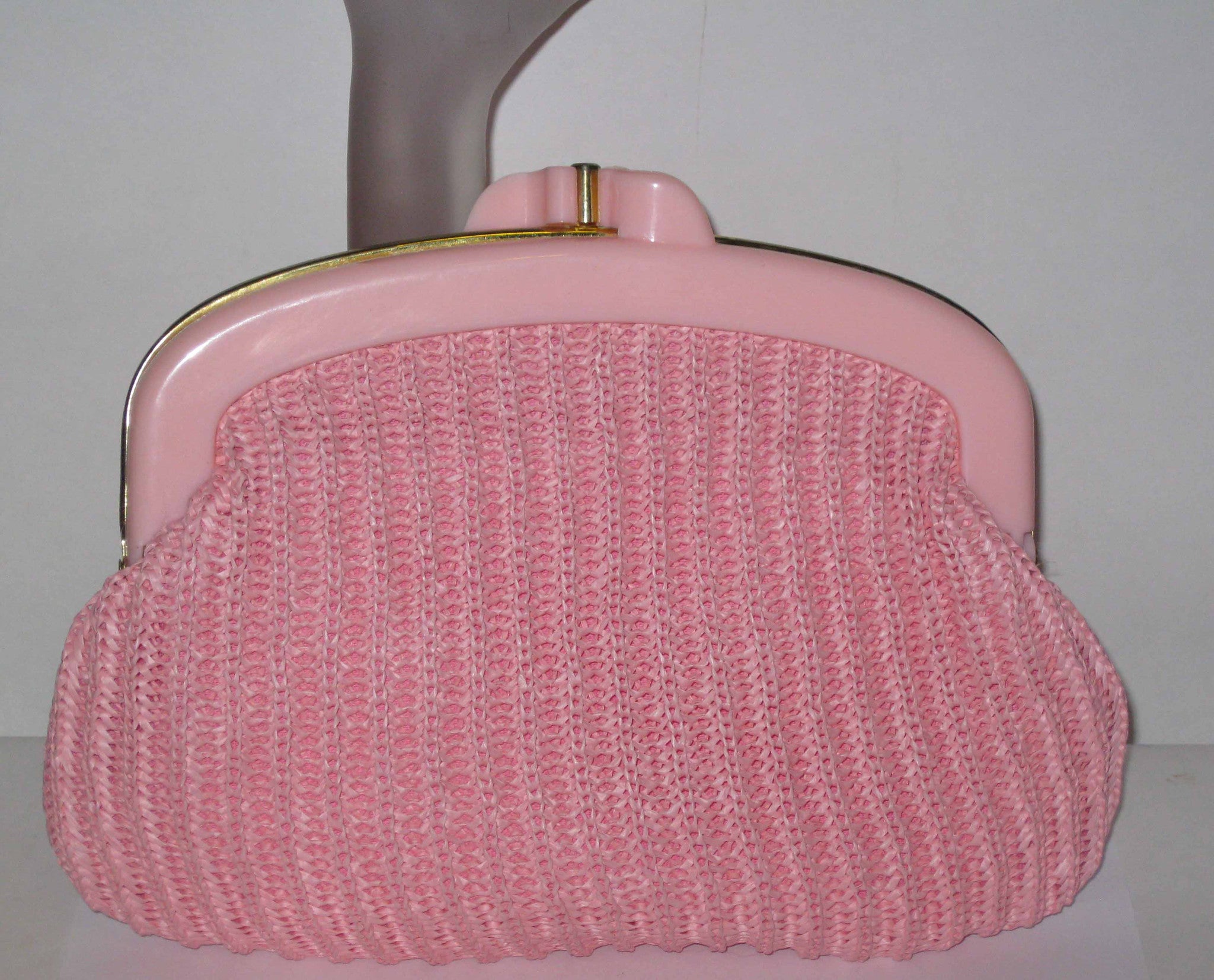 Vintage Pink Straw & Plastic Clutch Purse – Quirky Finds