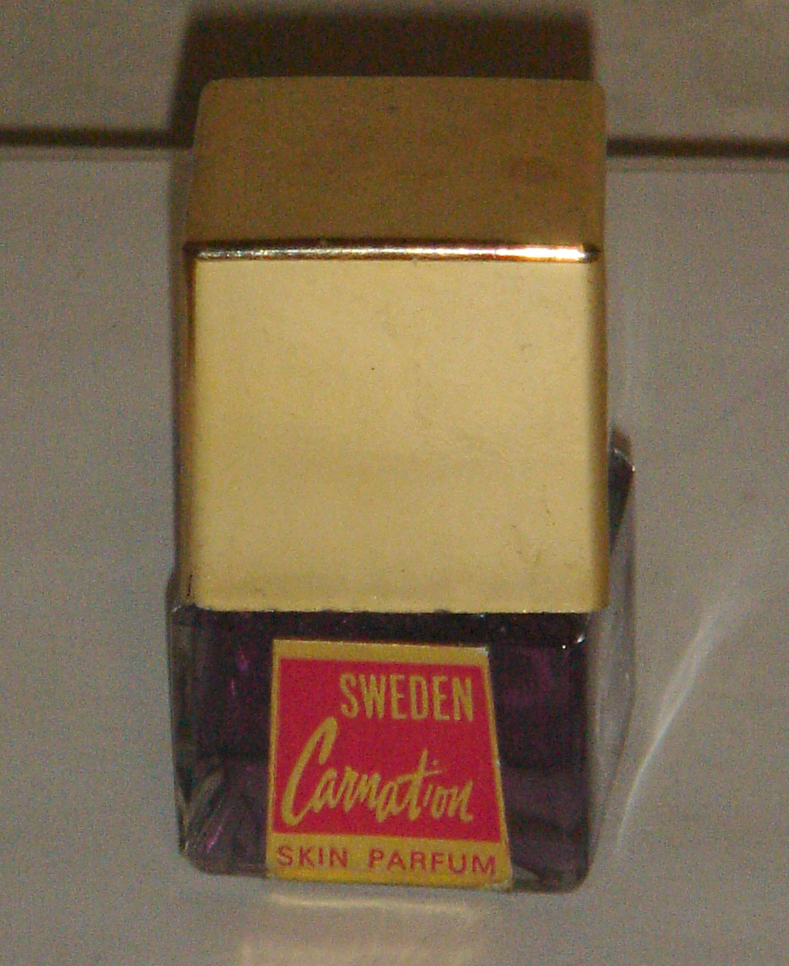 Chambly Creations Sweden Carnation Skin Parfum Mini – Quirky Finds